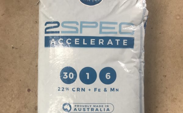 2Spec Accelerate 20kg - Fairway Grade Fertiliser - Lawn Addicts